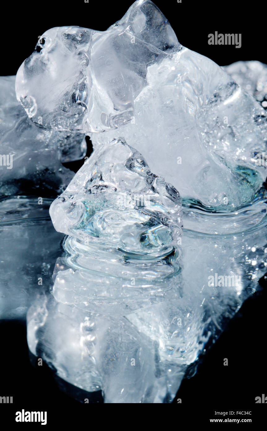 Ice particle hi-res stock photography and images - Alamy