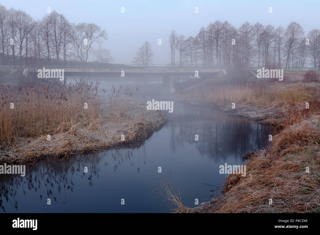 dawn on the river 6 Stock Photo - Alamy
