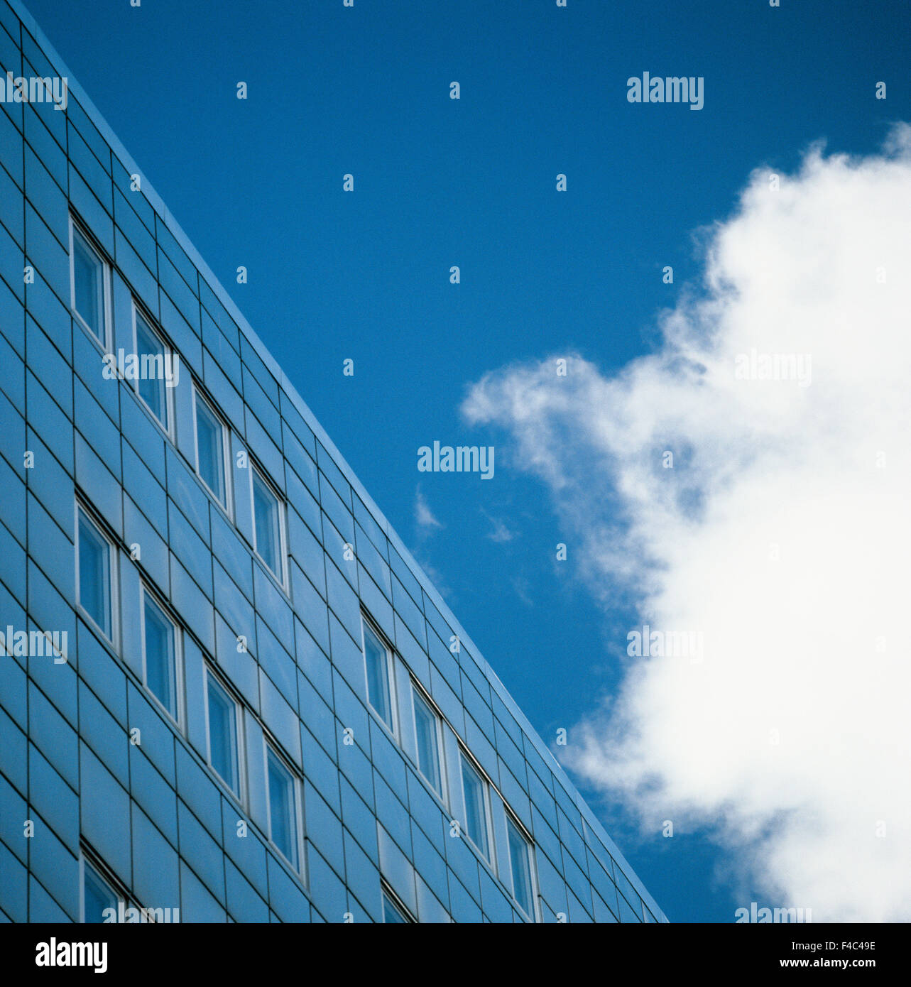 Building clouds architecture hi-res stock photography and images - Alamy