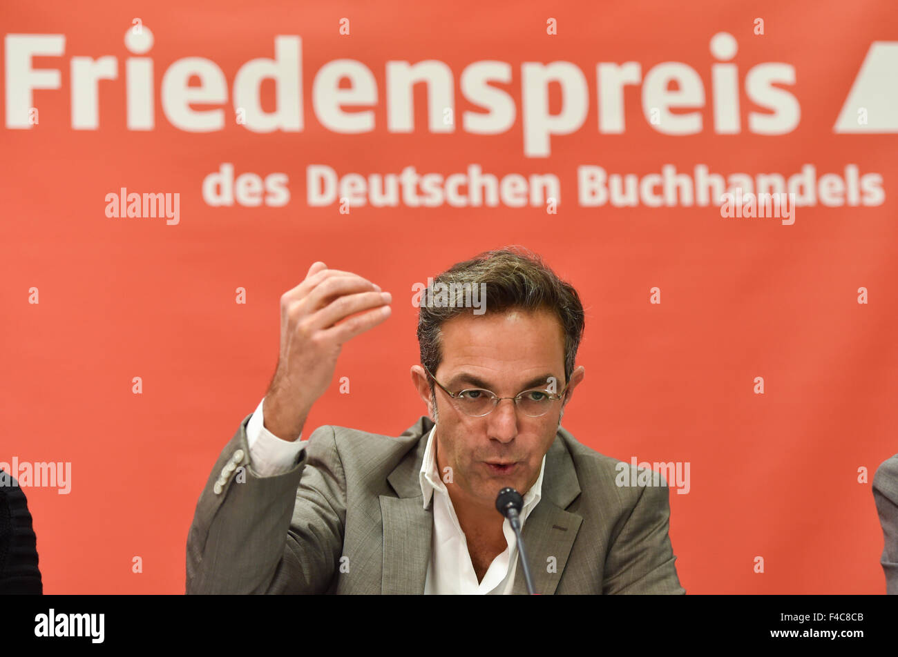 Frankfurt, Germany, 16th Oct, 2015. Author Navid Kermani speaking at a ...
