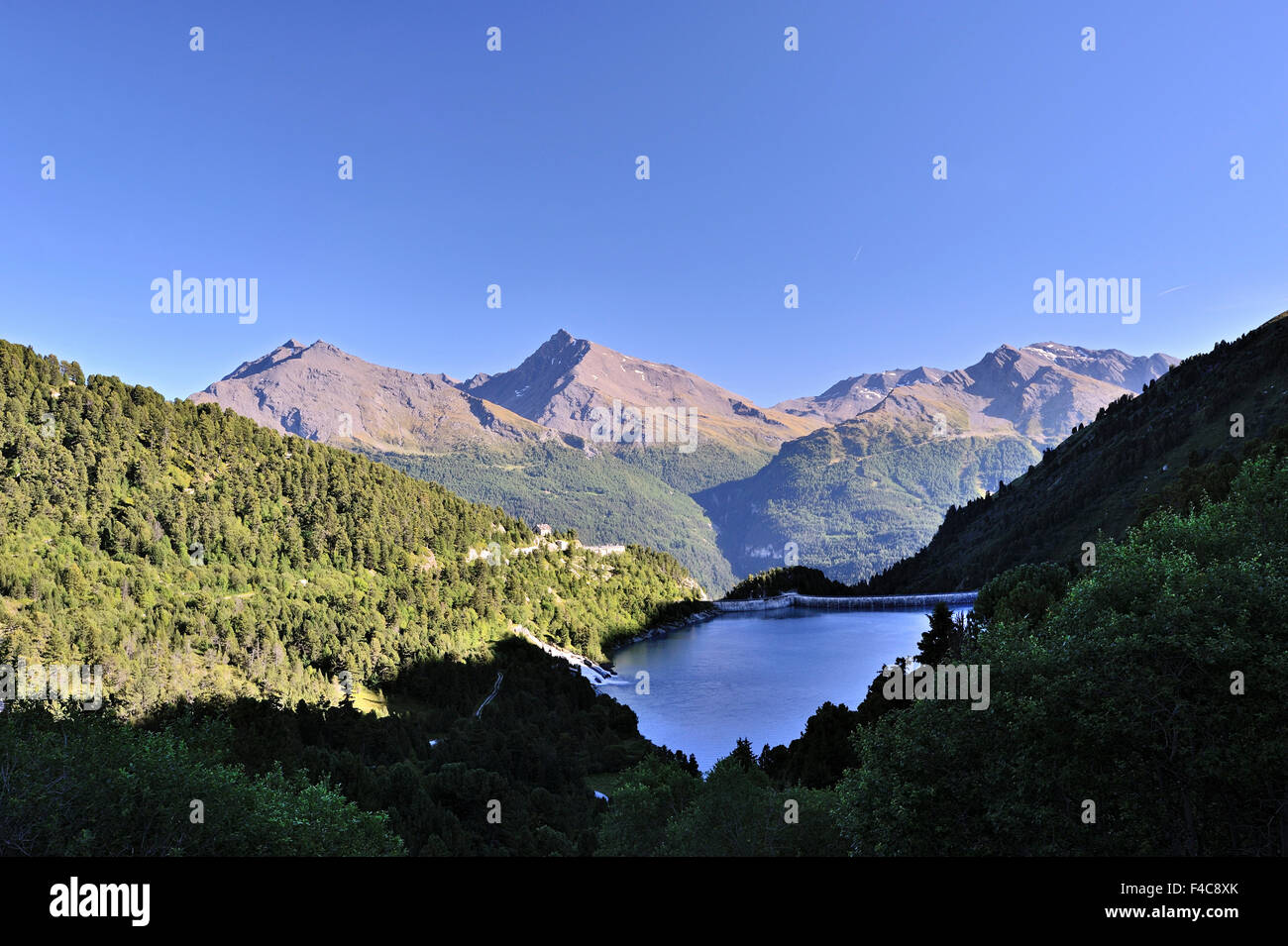 Plan lake hi-res stock photography and images - Alamy
