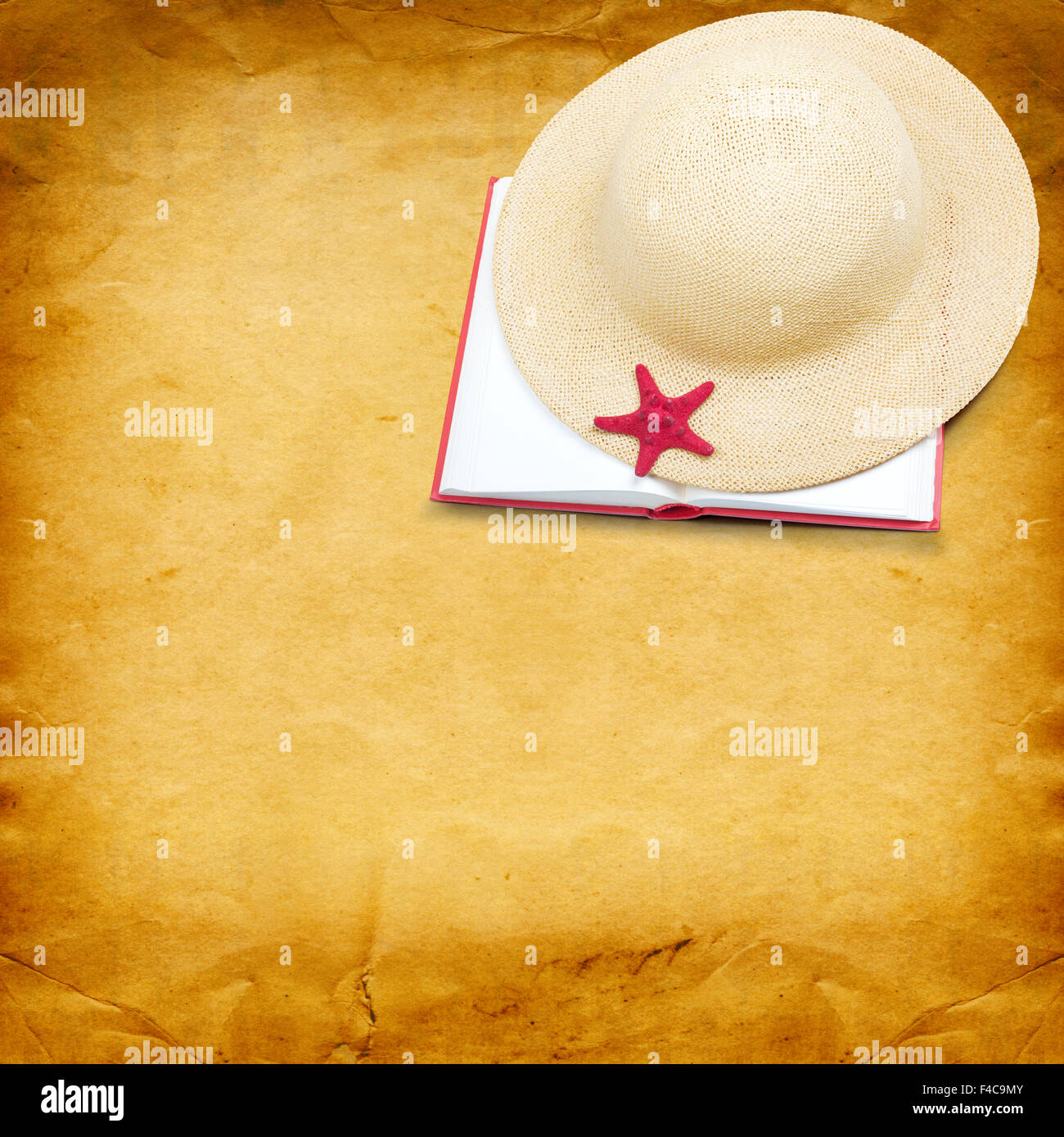 Cockle hat hi-res stock photography and images - Alamy