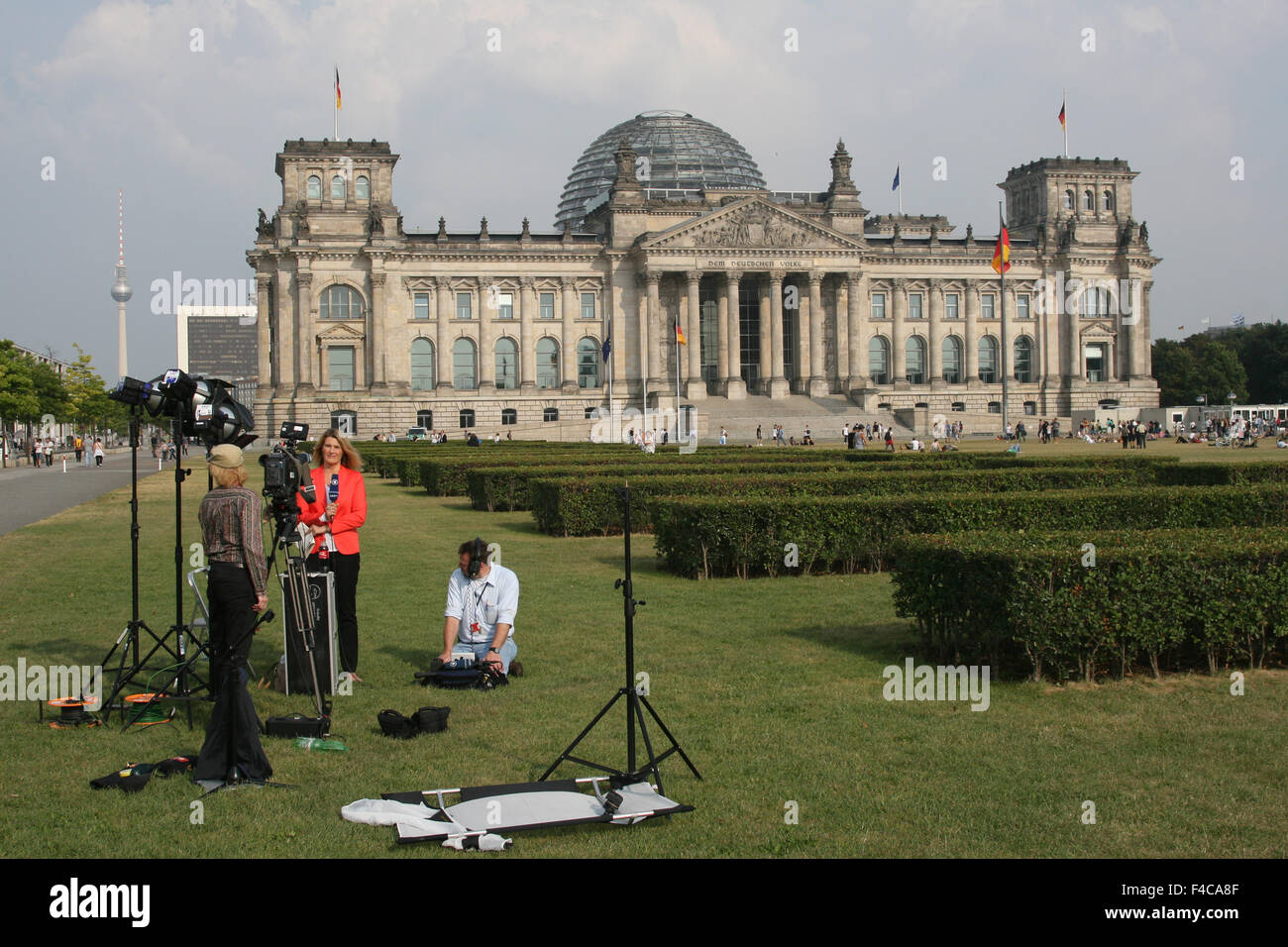 GERMAN BUNDESTAG PARLIAMENT BUILDING BERLIN Stock Photo - Alamy