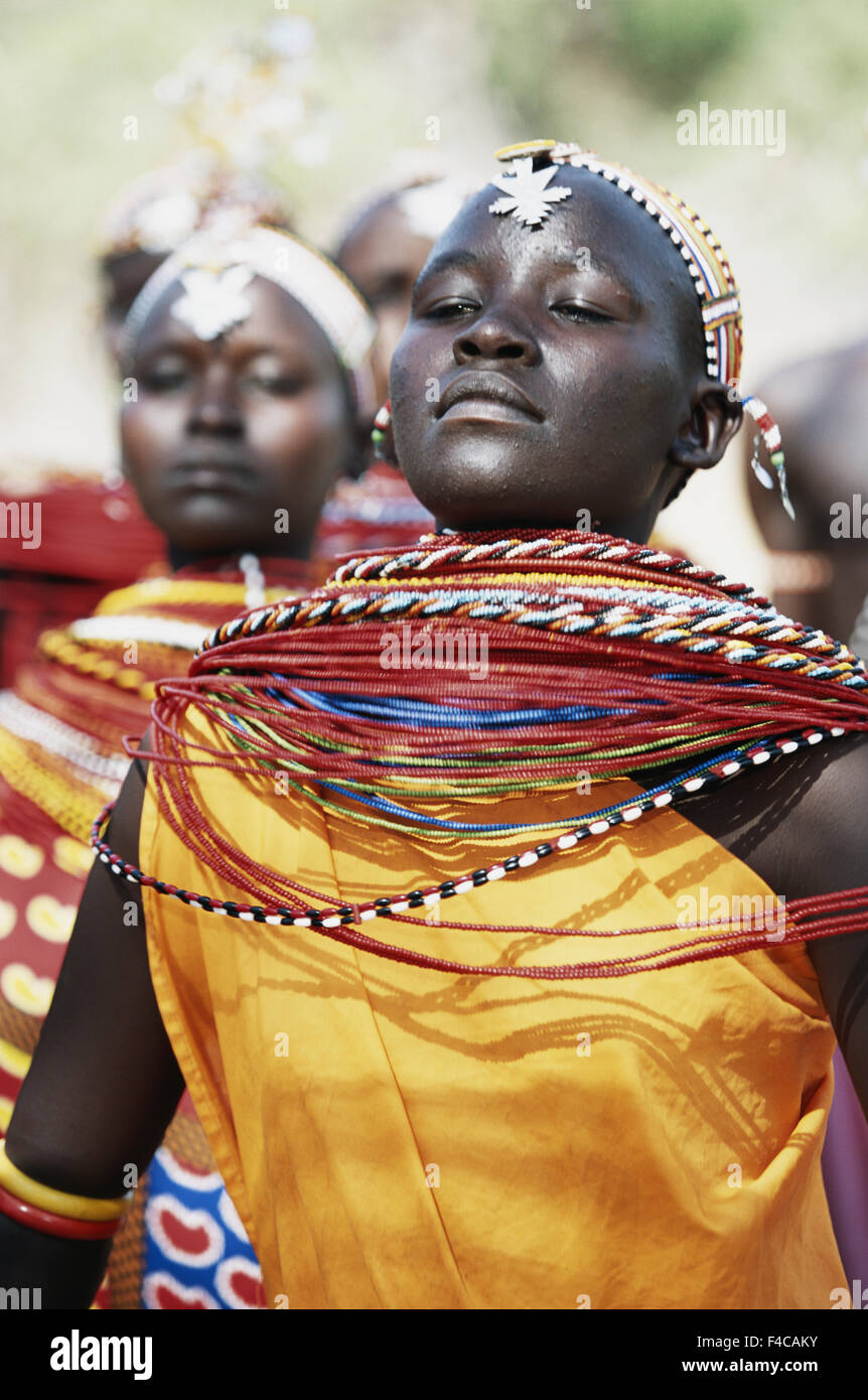 Shoulders kenya native hi-res stock photography and images - Alamy