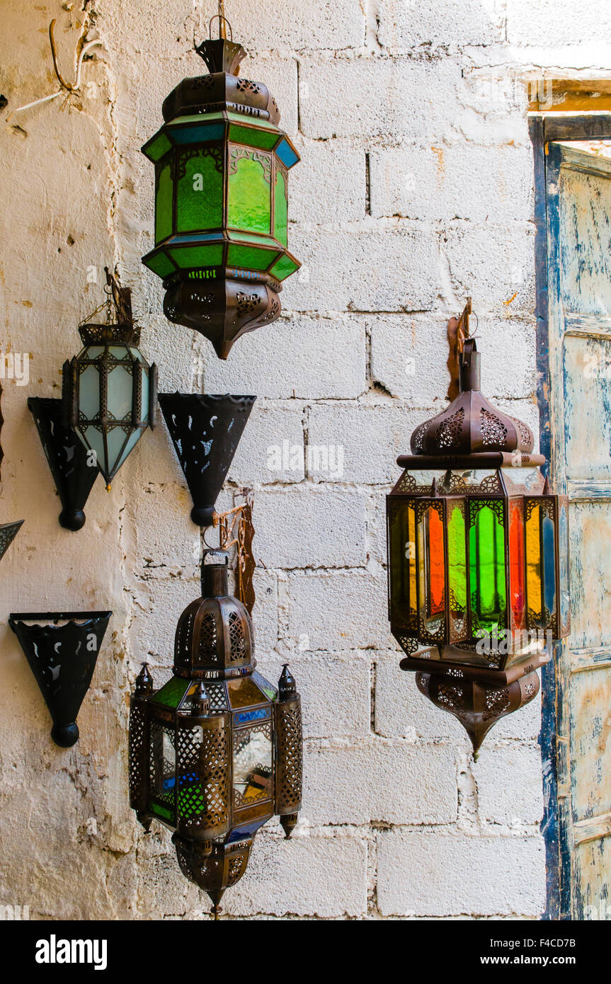 Lanterns for sale in the Souk, Marrakech, Morocco Stock Photo - Alamy
