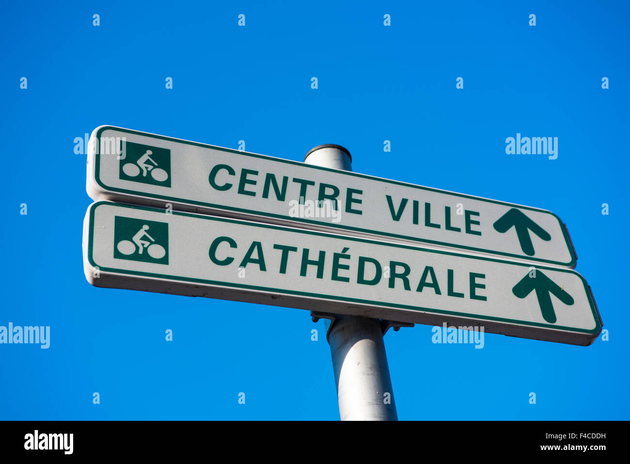 City centre sign hi-res stock photography and images - Alamy