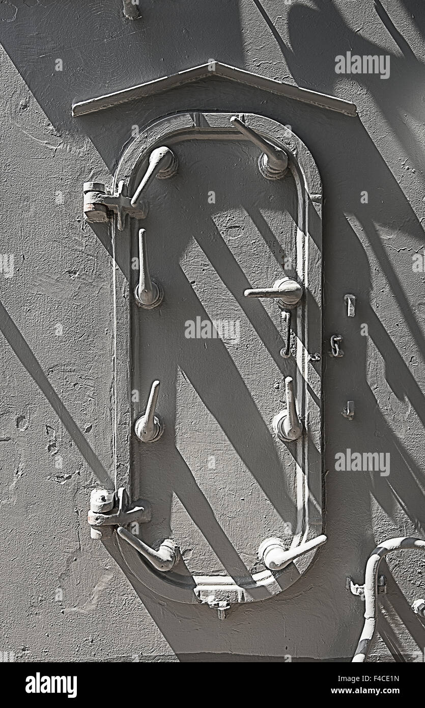 Steel Door On Battleship New Jersey Stock Photo - Alamy