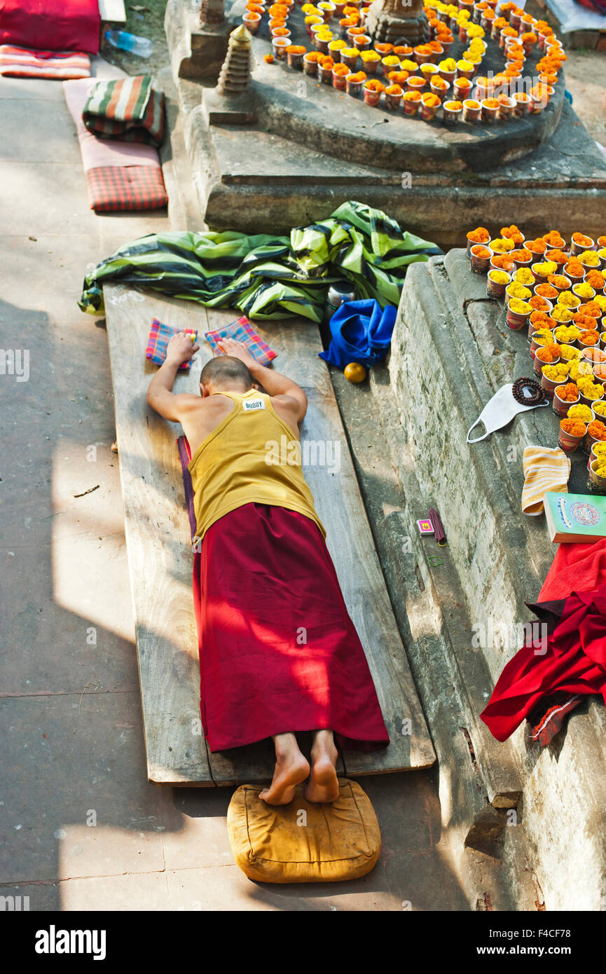 India People Praying Prostrating High Resolution Stock Photography and ...
