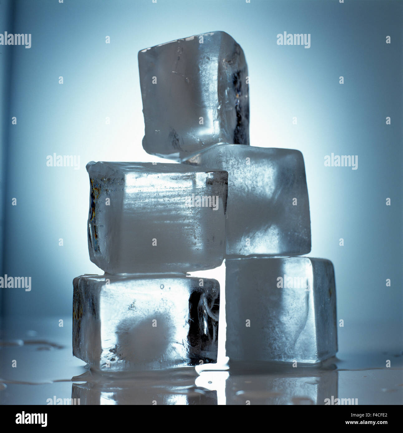 Ice cubes on cold hi-res stock photography and images - Alamy
