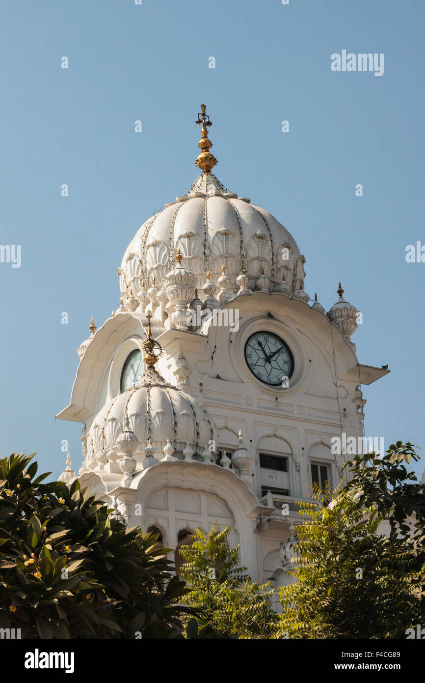Close up golden temple amritsar hi-res stock photography and images - Alamy