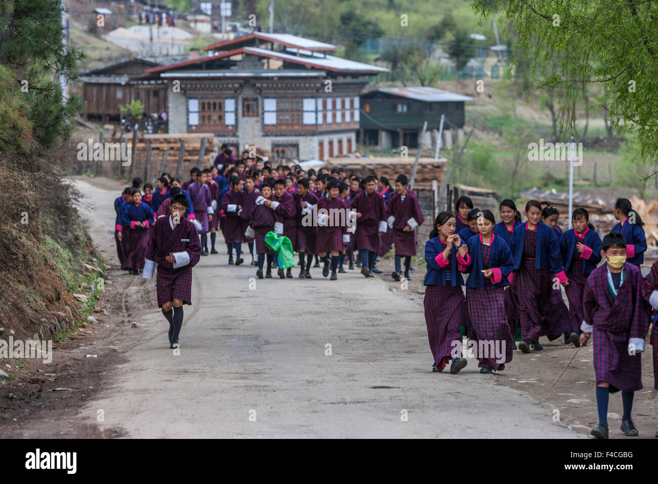 School uniform asia bhutan hi-res stock photography and images - Alamy