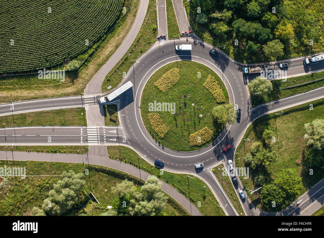 Aerial view of roundabout hi-res stock photography and images - Alamy