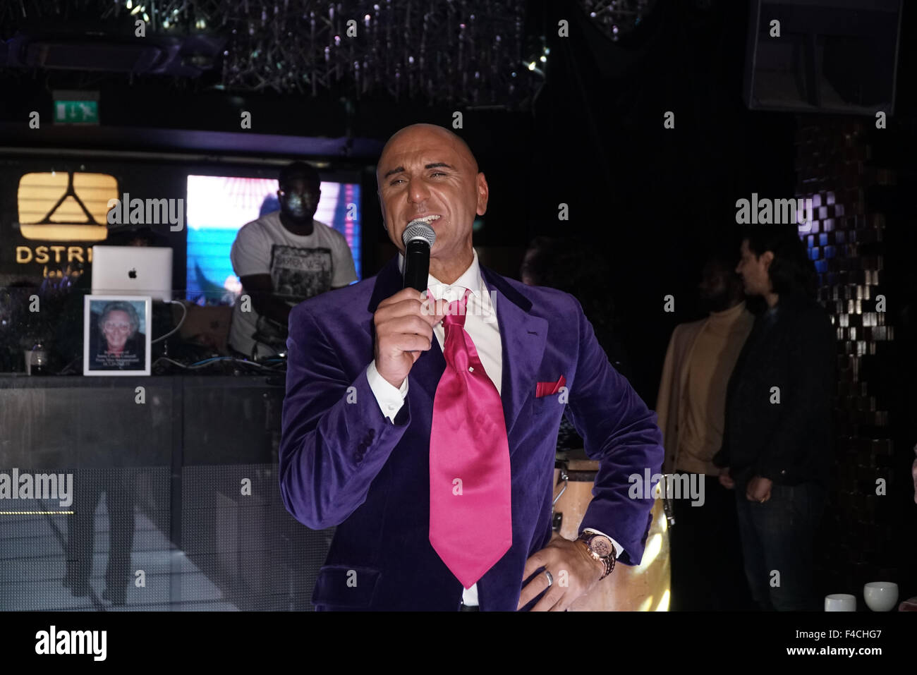 London, UK, 15th Oct 2015 : Simon Goss of SHOWBIZ presents the Miss ...