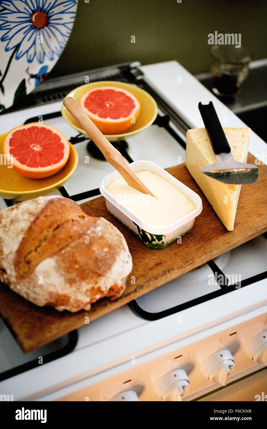Breakfast ingredients on a stove Stock Photo - Alamy