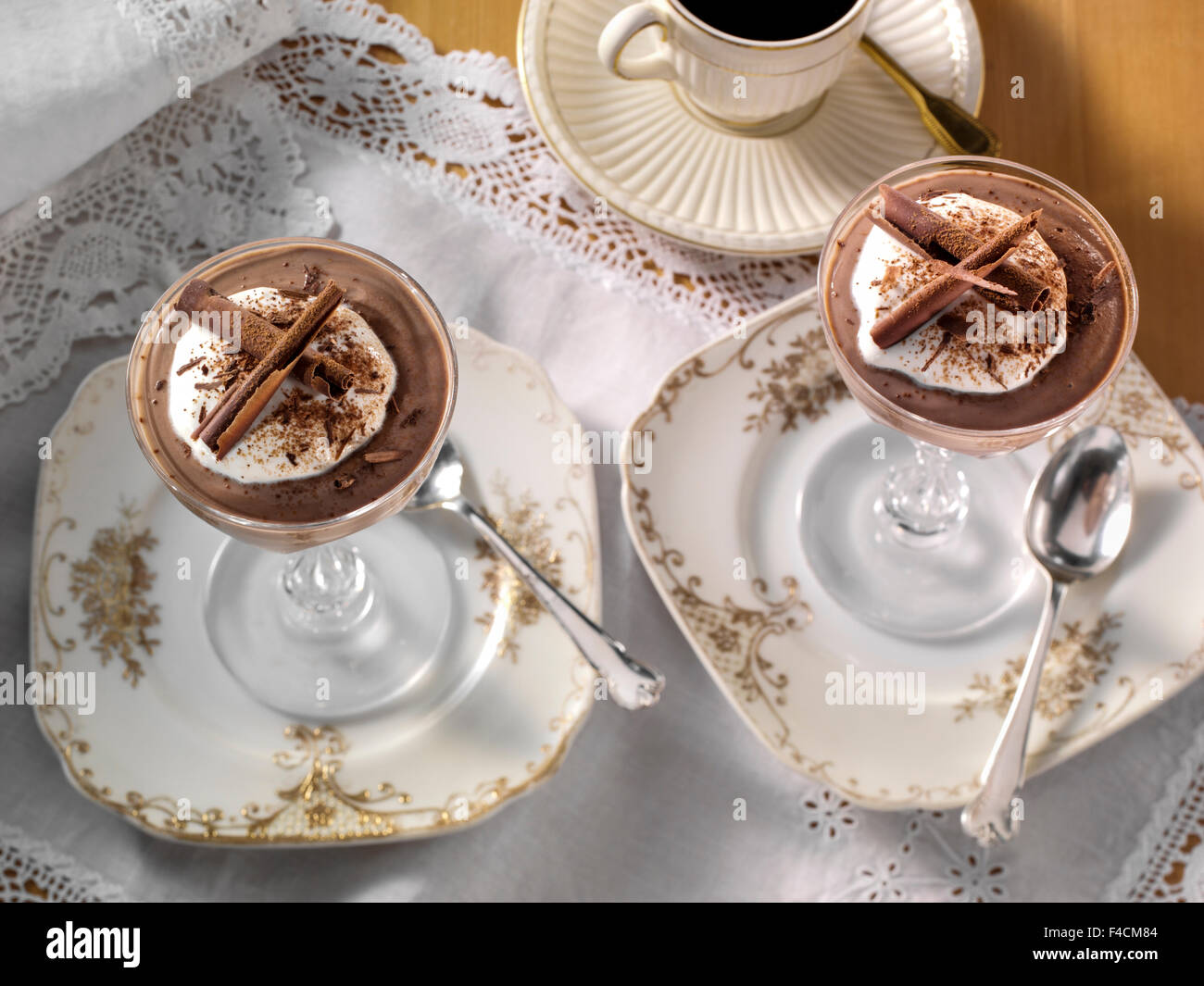 Individual portion mocha mousse hi-res stock photography and images - Alamy