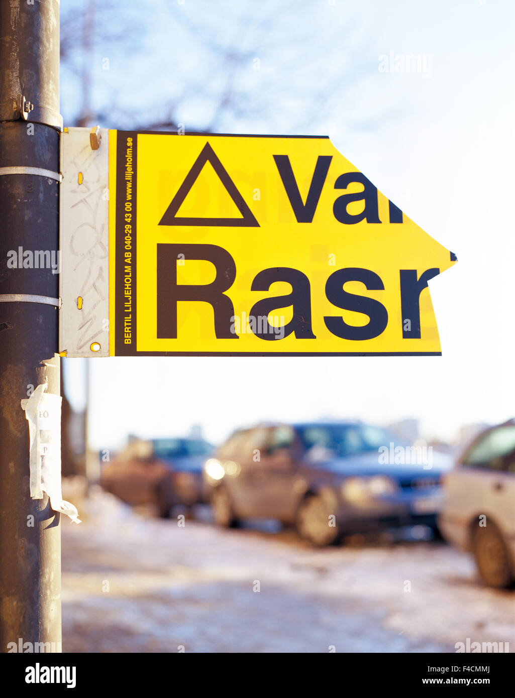 Varning sign hi-res stock photography and images - Alamy