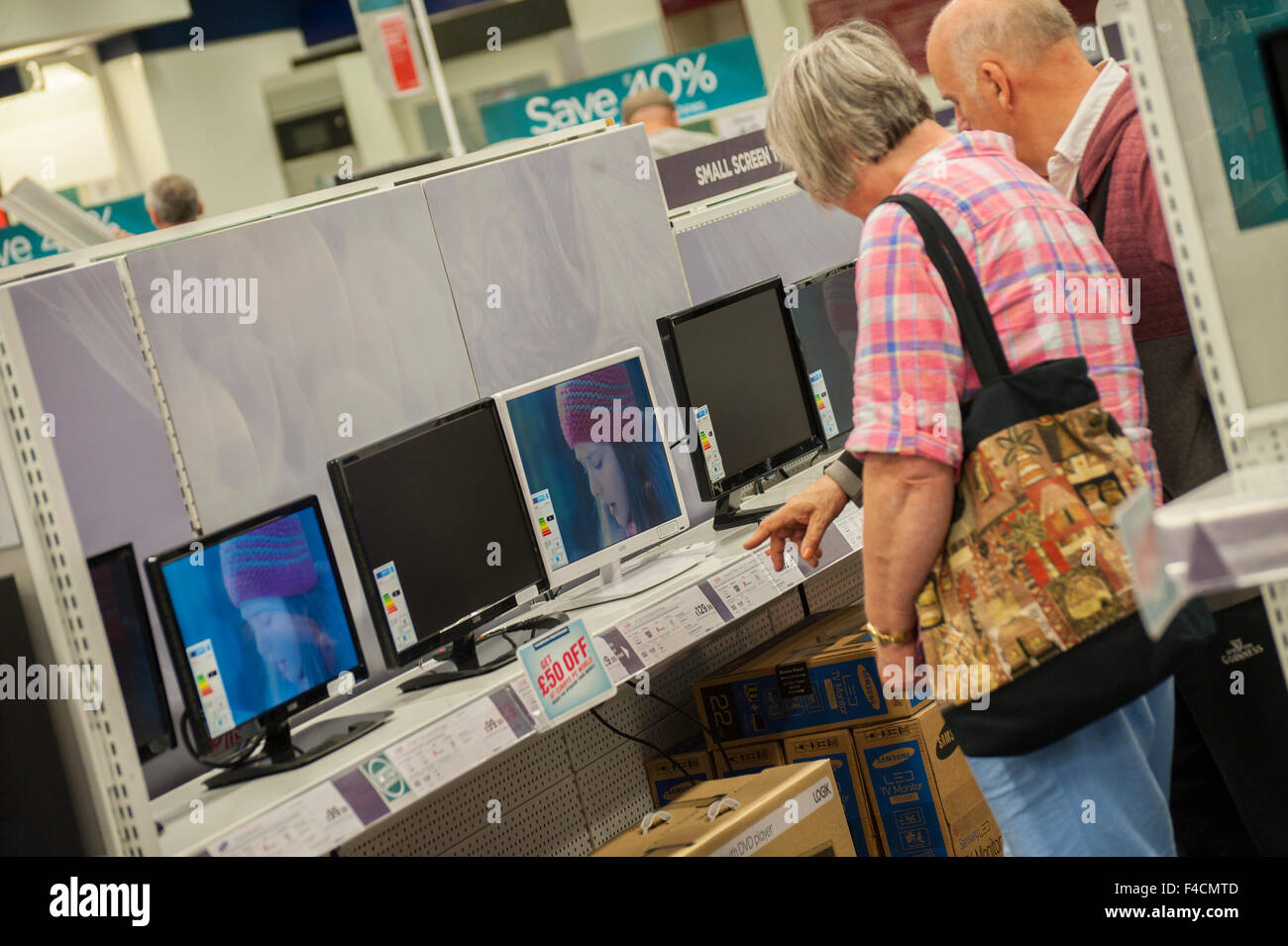 Currys plc hi-res stock photography and images - Alamy