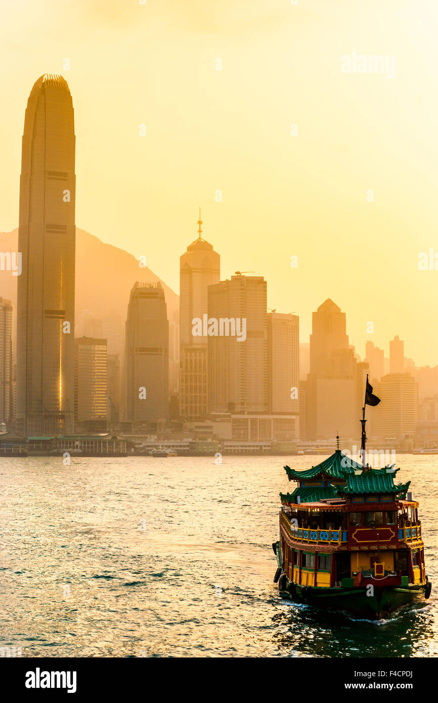 Hong kong harbour hi-res stock photography and images - Alamy