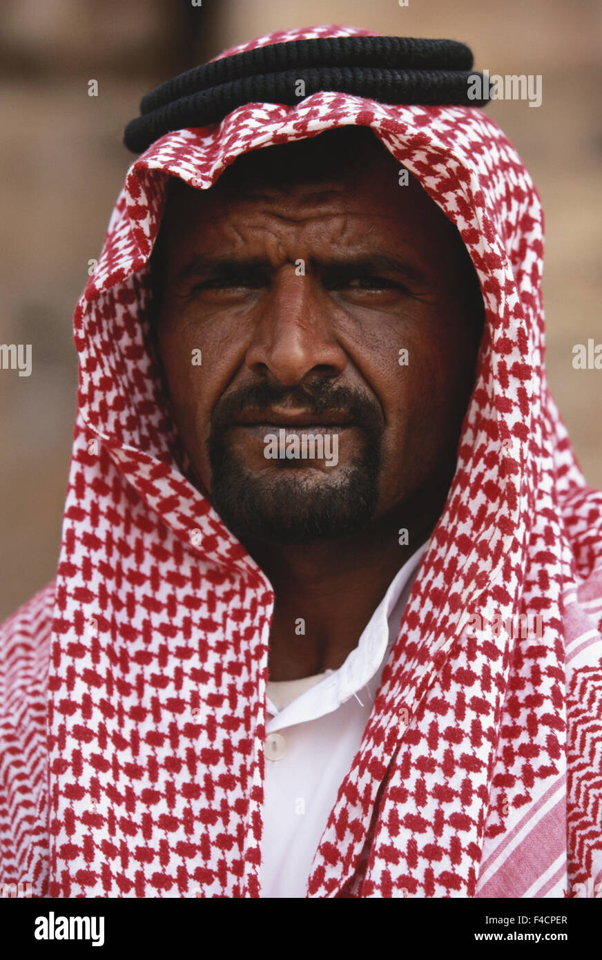 Vertical portrait format hi-res stock photography and images - Alamy