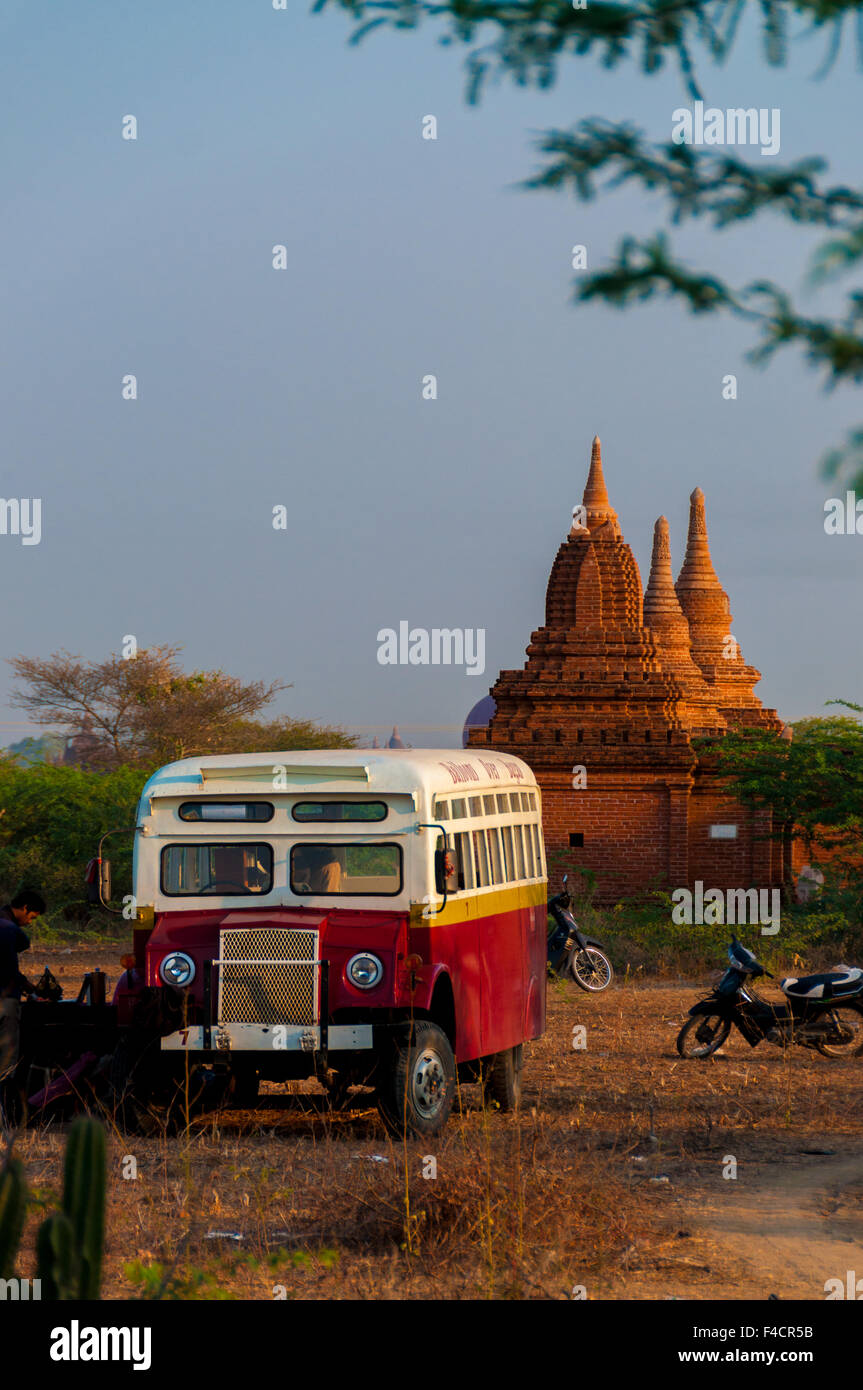 Old bus myanmar burma hi-res stock photography and images - Alamy