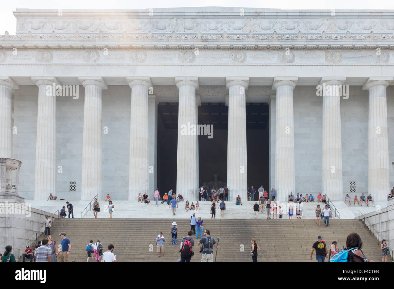 Lincoln memorial steps hi-res stock photography and images - Alamy