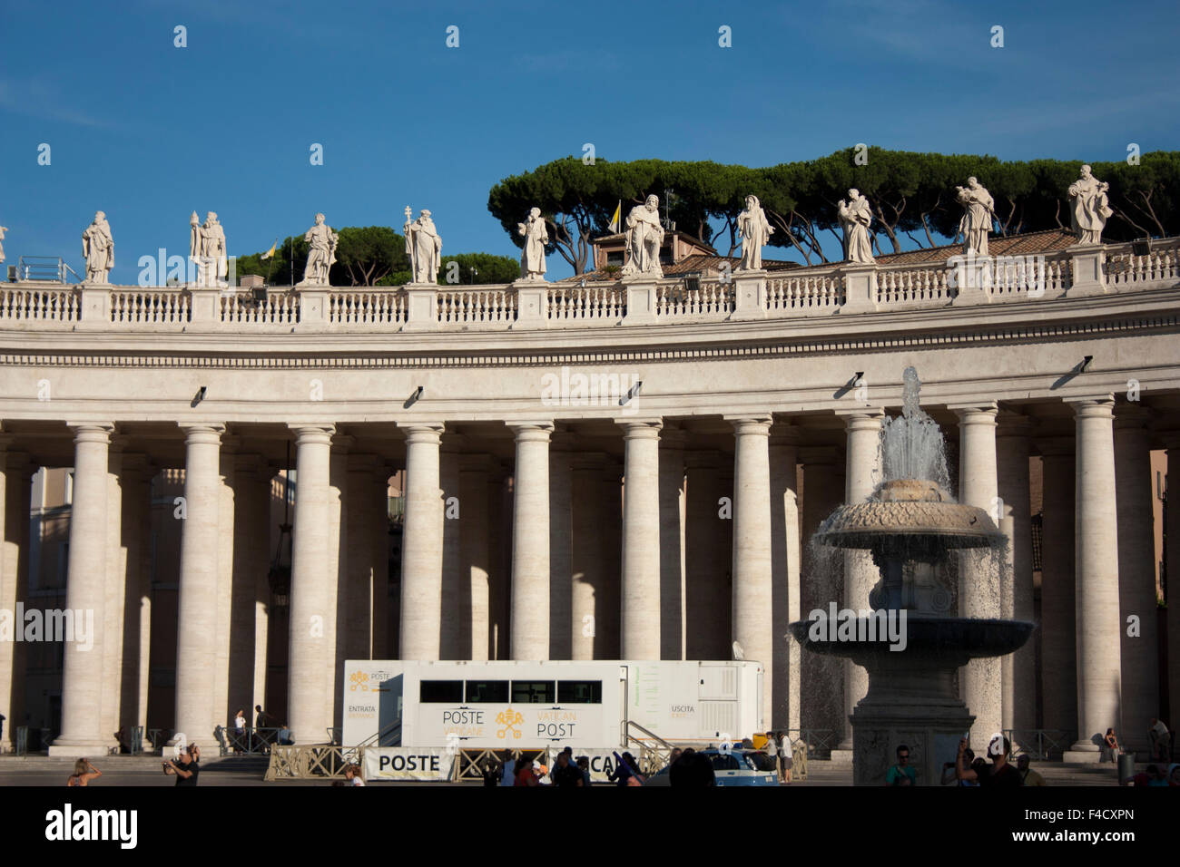 Statues and waterfall at the Vatican City Stock Photo - Alamy