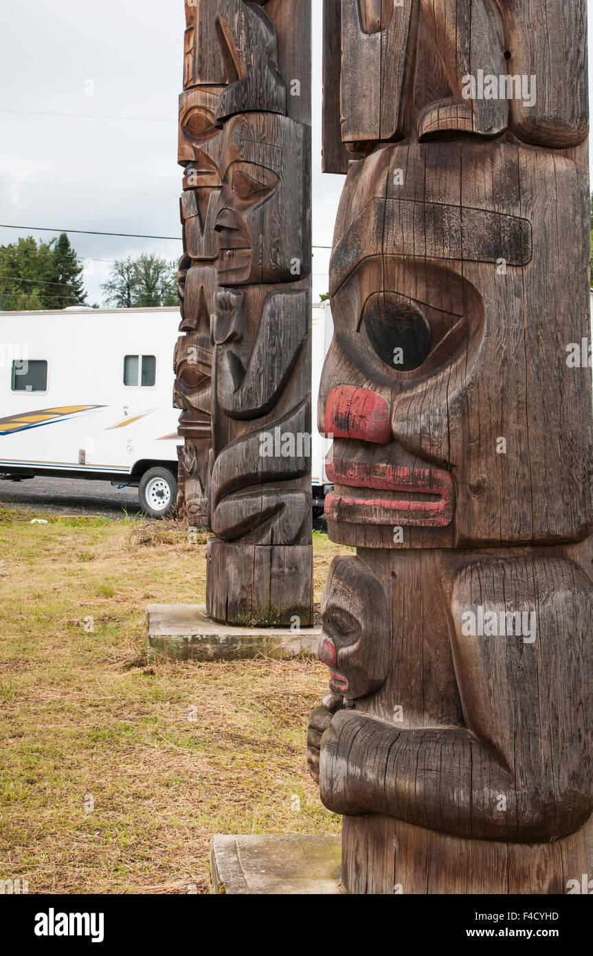Totem poles at the Gitanyow Museum, Kitwancool (or Gitanyow), British ...