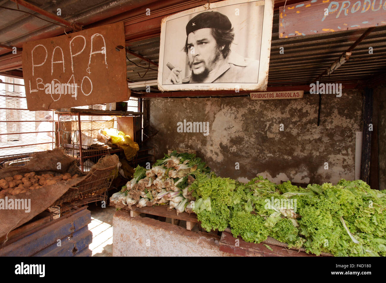 Grocery store, Havana, Cuba Stock Photo - Alamy