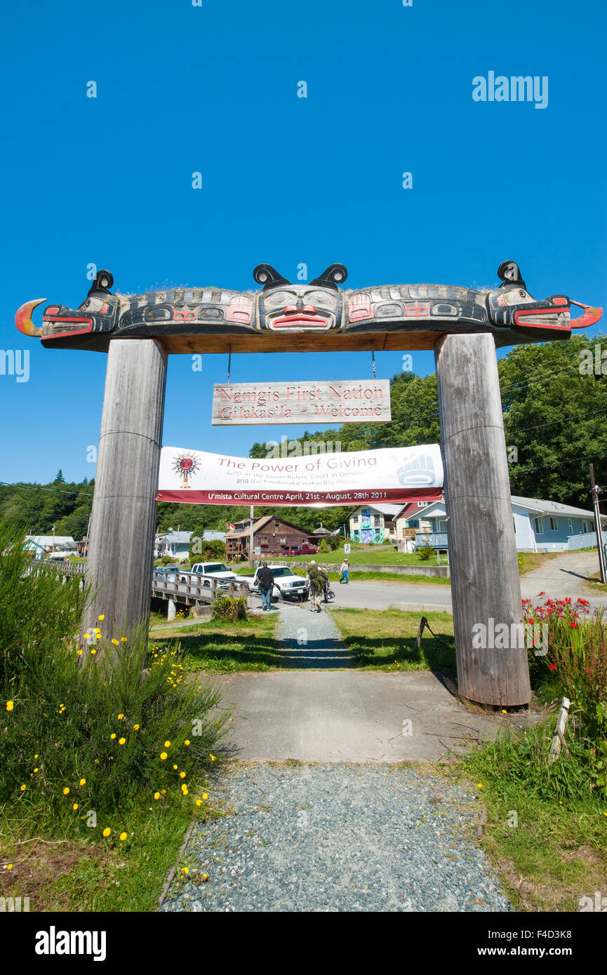 First Nation's welcome arch Alert Bay, British Columbia, Canada Stock ...