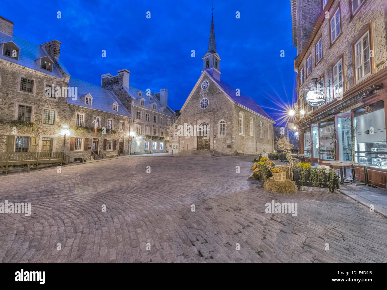 Place royale royale square hi-res stock photography and images - Alamy