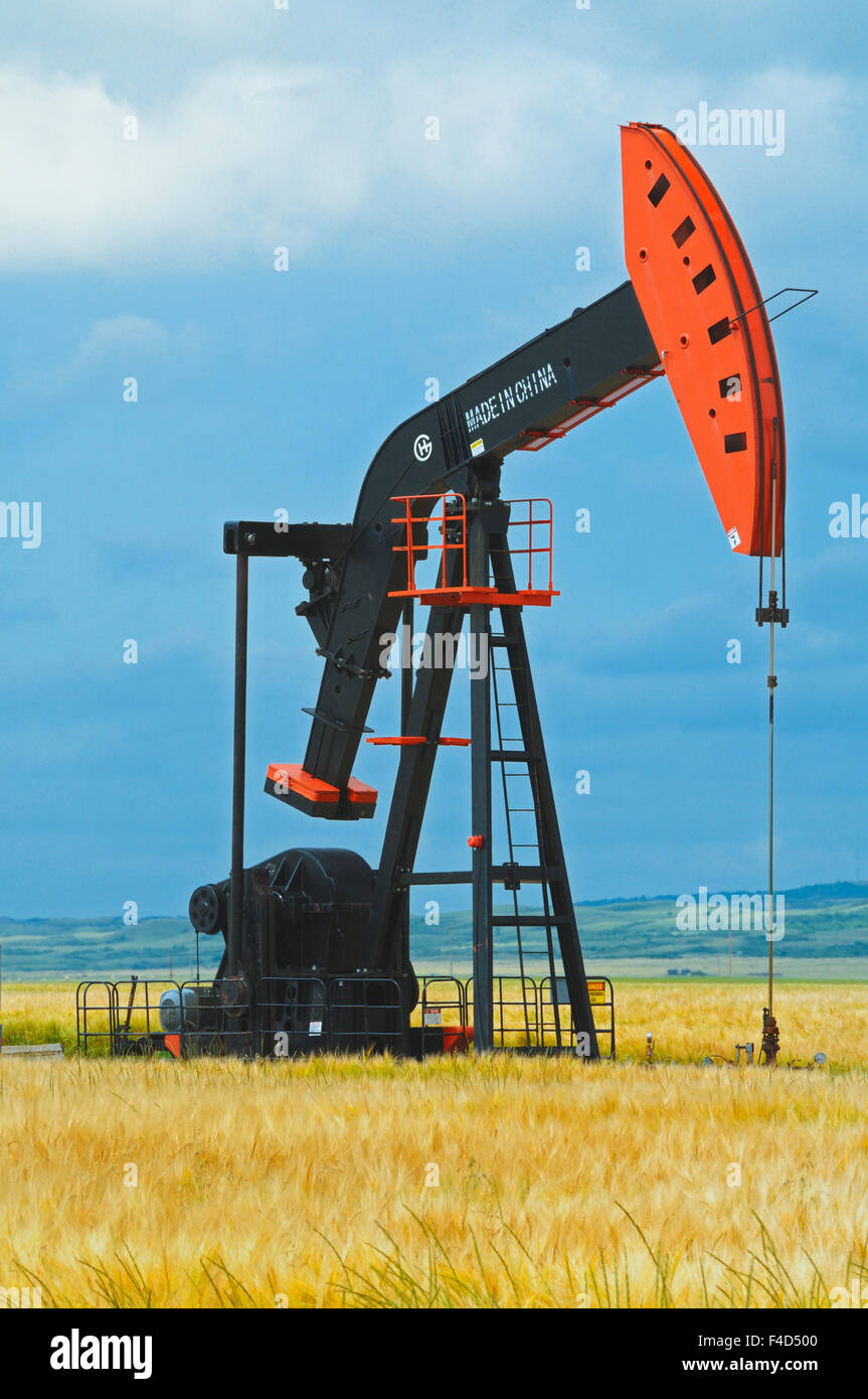 Pump in hi-res stock photography and images - Alamy