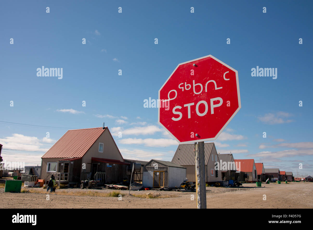 Nunavut stop sign hi-res stock photography and images - Alamy