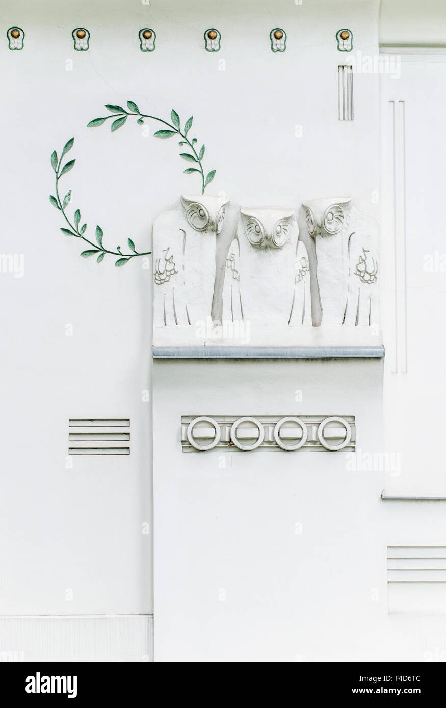 Vienna secession hi-res stock photography and images - Alamy