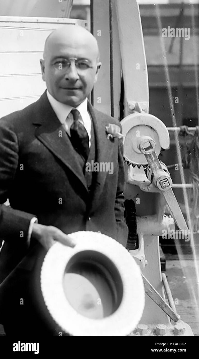 ALEXIS CARREL (1873-1944) French Nobel Prize winning surgeon and ...