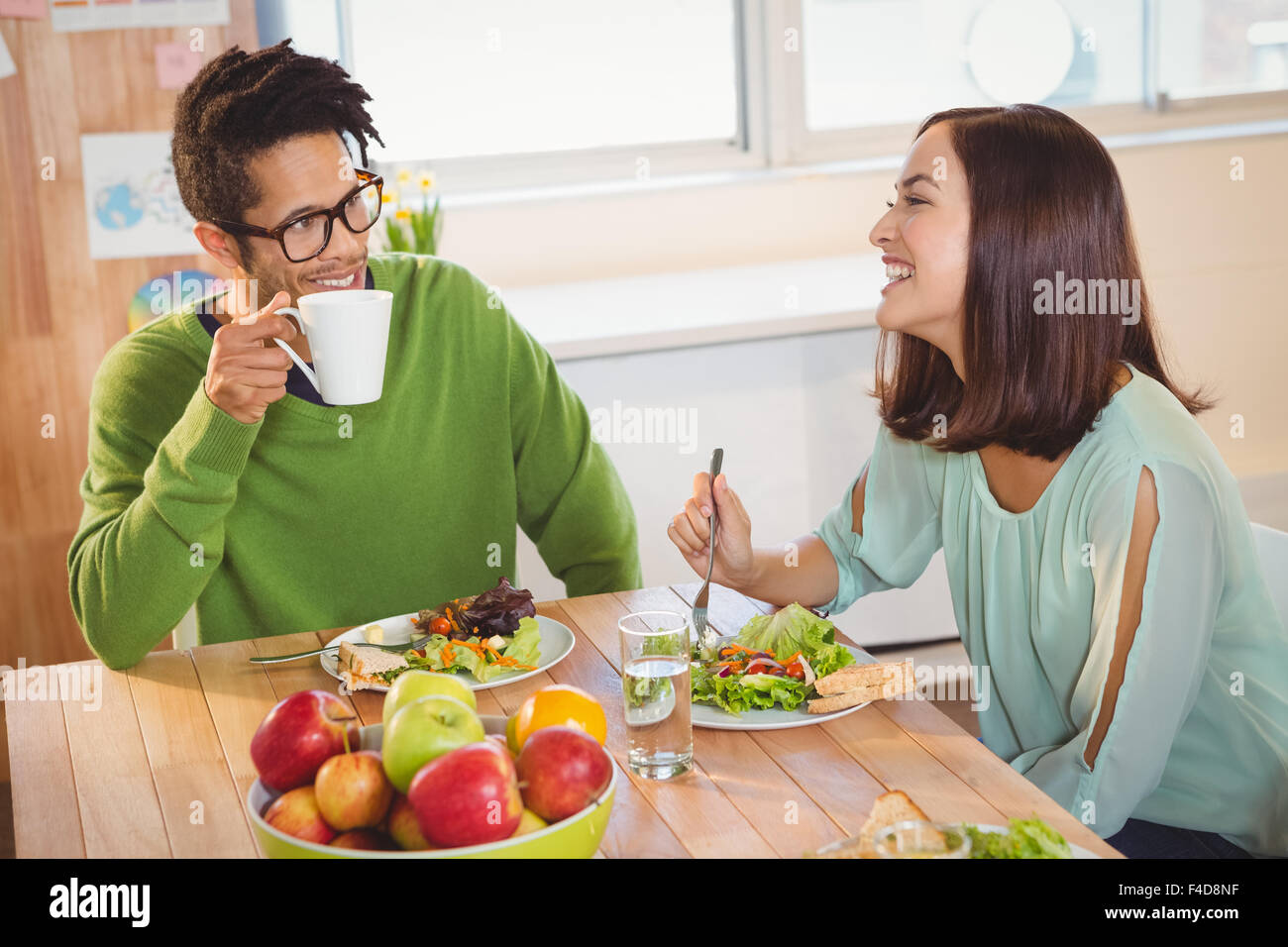 Black people office hi-res stock photography and images - Alamy