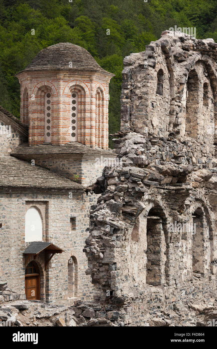 Oros olympos hi-res stock photography and images - Alamy