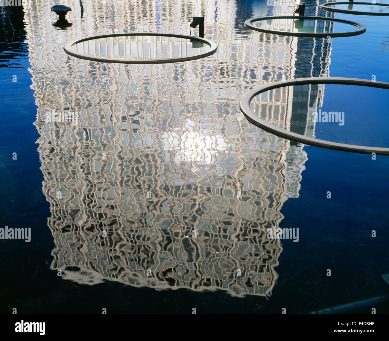 Reflection of building in water Stock Photo - Alamy