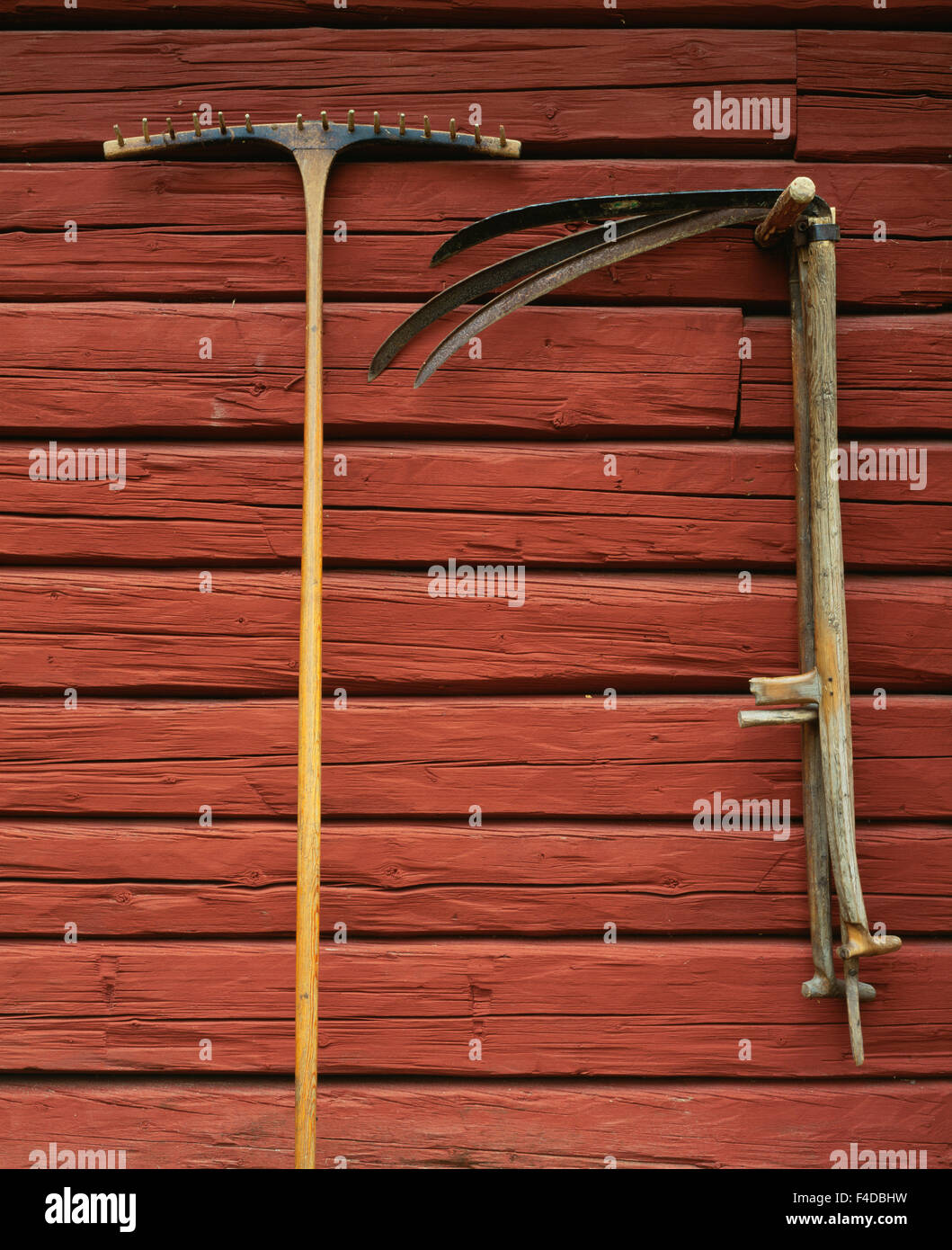Tools hanging on wooden wall, close-up Stock Photo - Alamy
