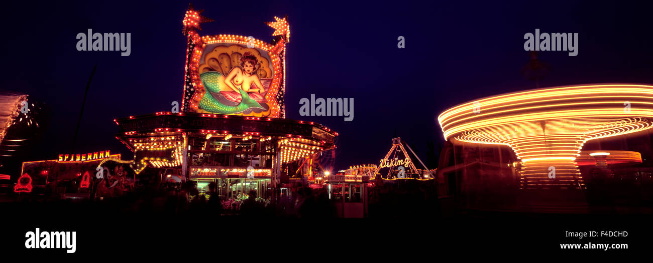 Amusement park at night Stock Photo - Alamy