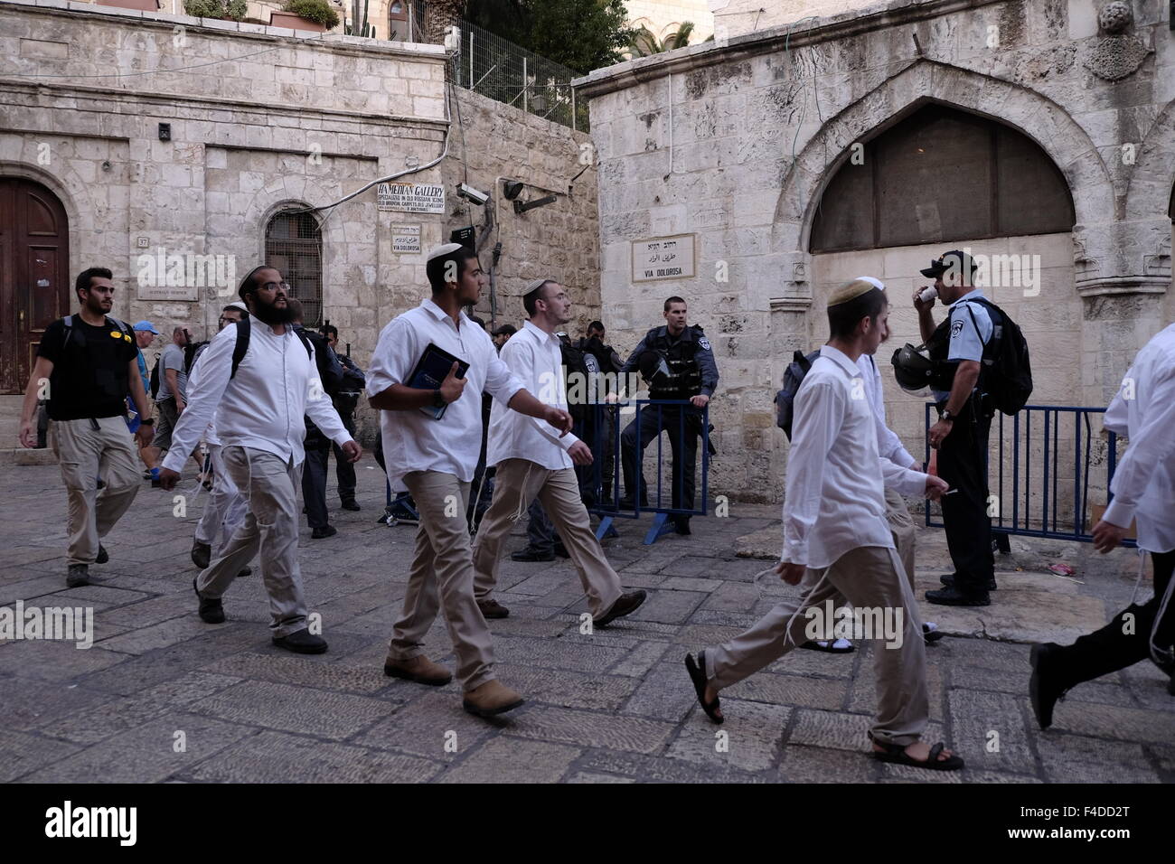 Group religious jewish men stand hi-res stock photography and images ...
