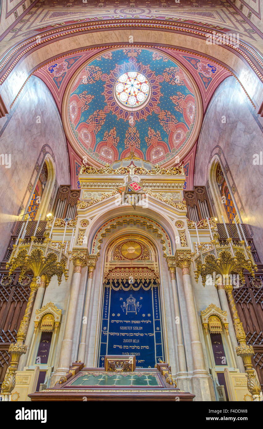 Hungary, Budapest, Dohany Street Synagogue (Large format sizes ...