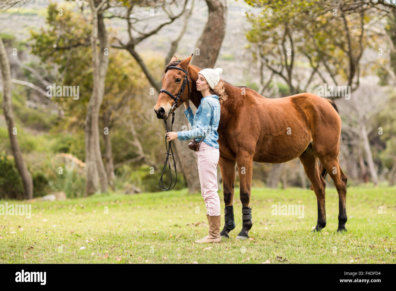 Animal hugging hi-res stock photography and images - Alamy