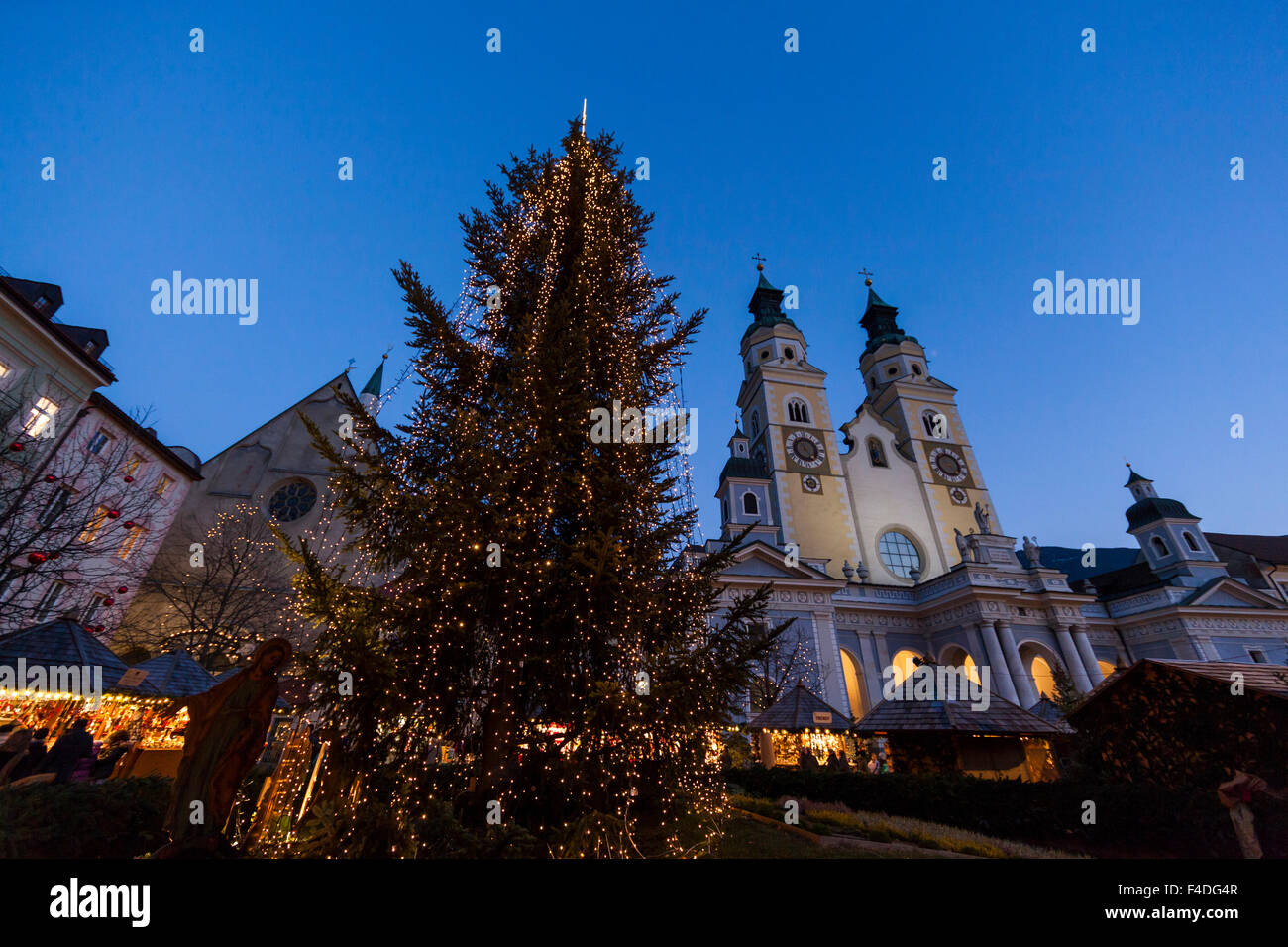 The Christmas Market in Brixen (also called Bressanone or Persenon) on ...