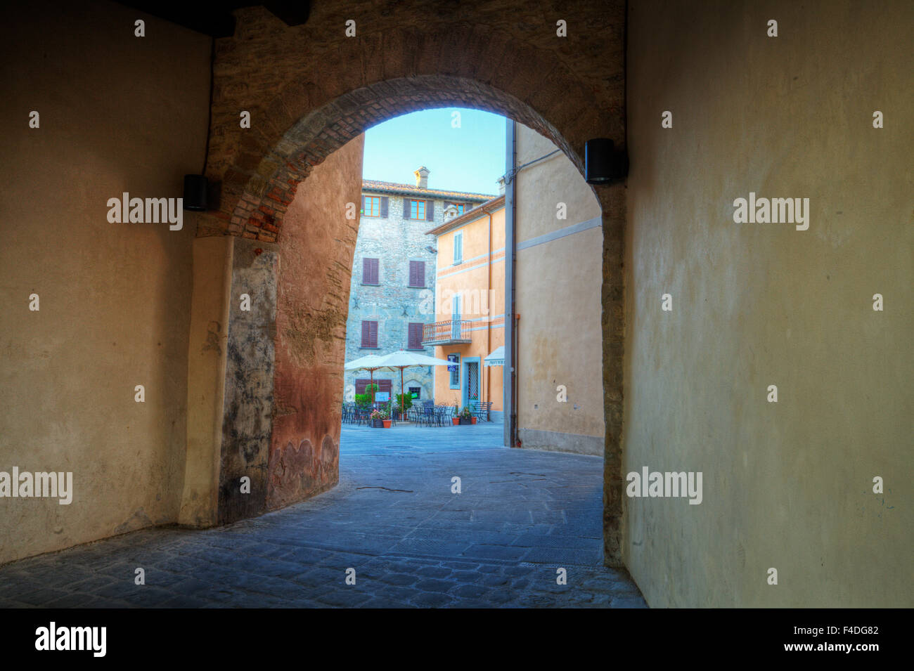 Entry portal hi-res stock photography and images - Alamy
