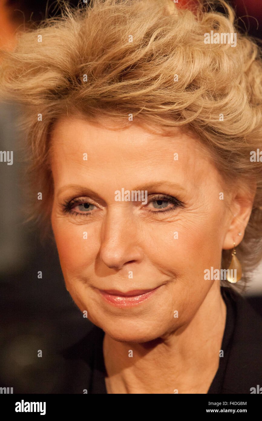 Rome, Italy. 16th October, 2015. Writer Mary Mapes on the Red Carpet ...