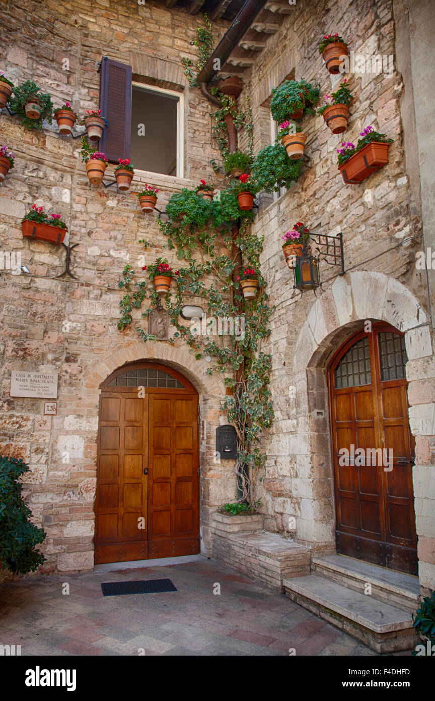 Italy umbria assisi flags hi-res stock photography and images - Alamy