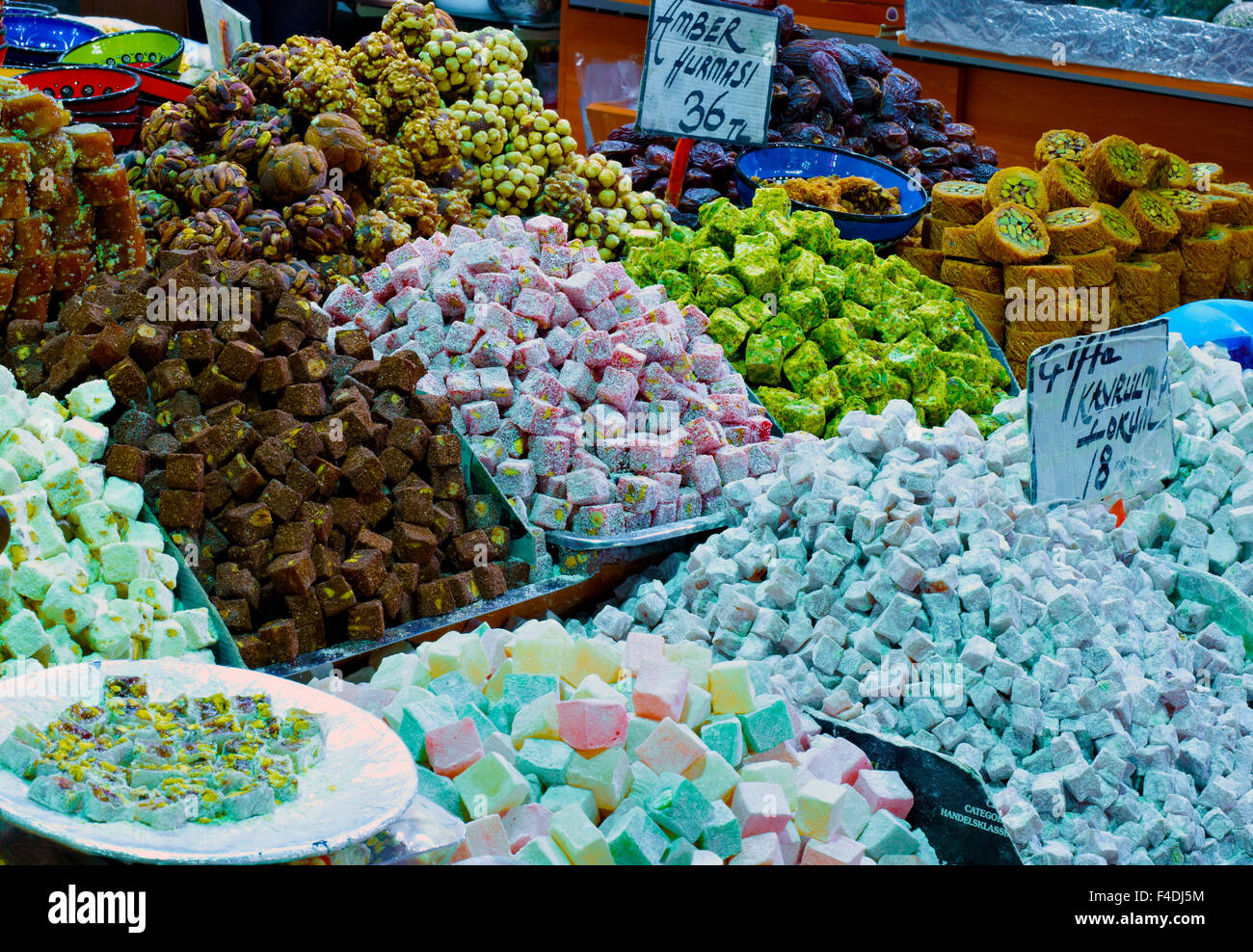 Eastern bazaar - traditional sweets Stock Photo - Alamy