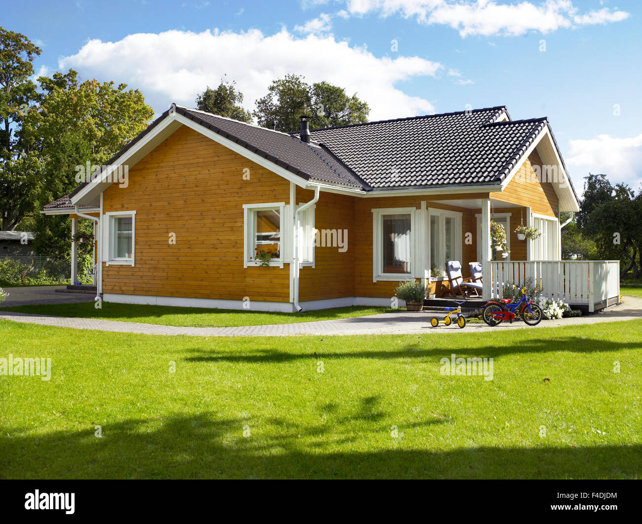 A house with veranda Stock Photo - Alamy