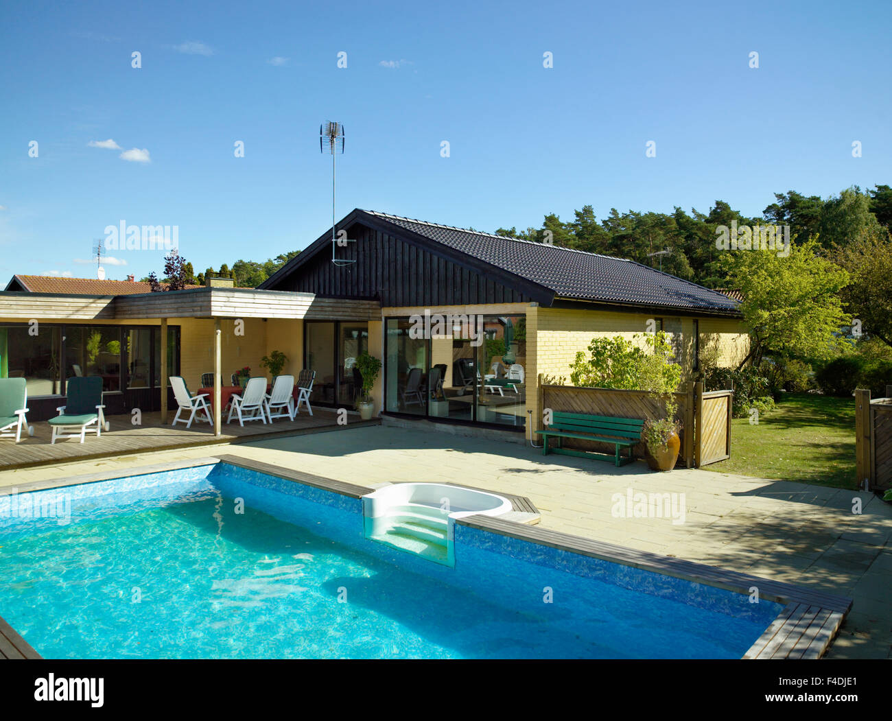 A house with pool Stock Photo - Alamy