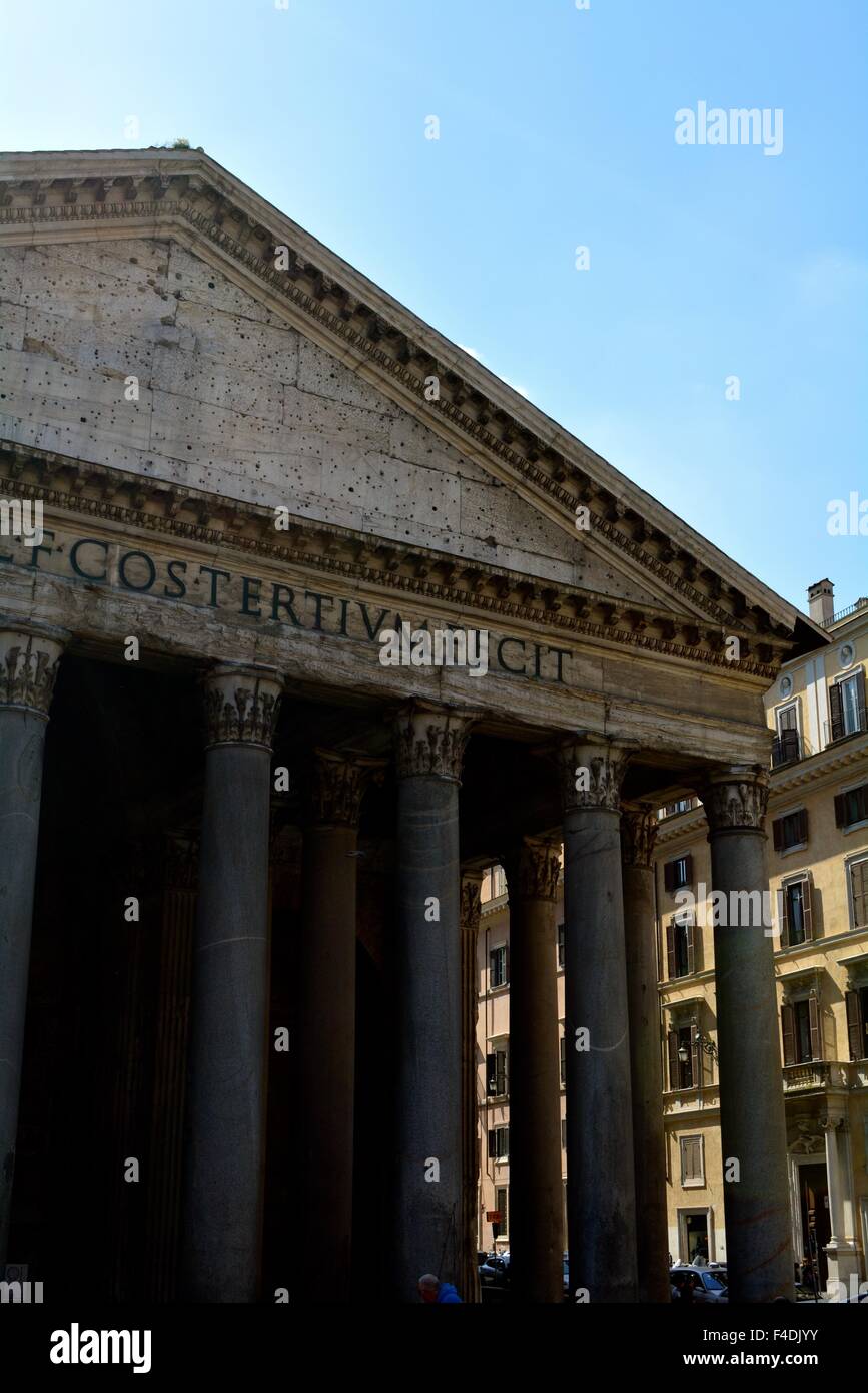 Exterior of The Pantheon in Rome Italy Stock Photo - Alamy